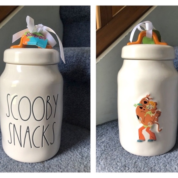 Rae Dunn | Kitchen | Nwt Rae Dunn Scooby Doo And Shaggy Scooby Snacks ...